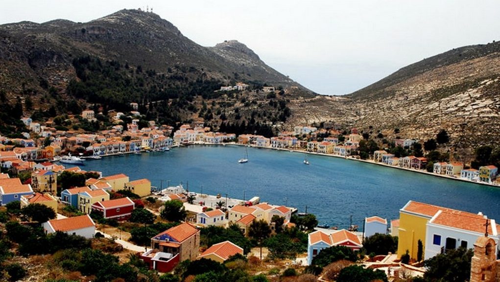 Πρόκληση: Γι άλλη μια φορά στόχος των Τούρκων είναι το Καστελλόριζο ...