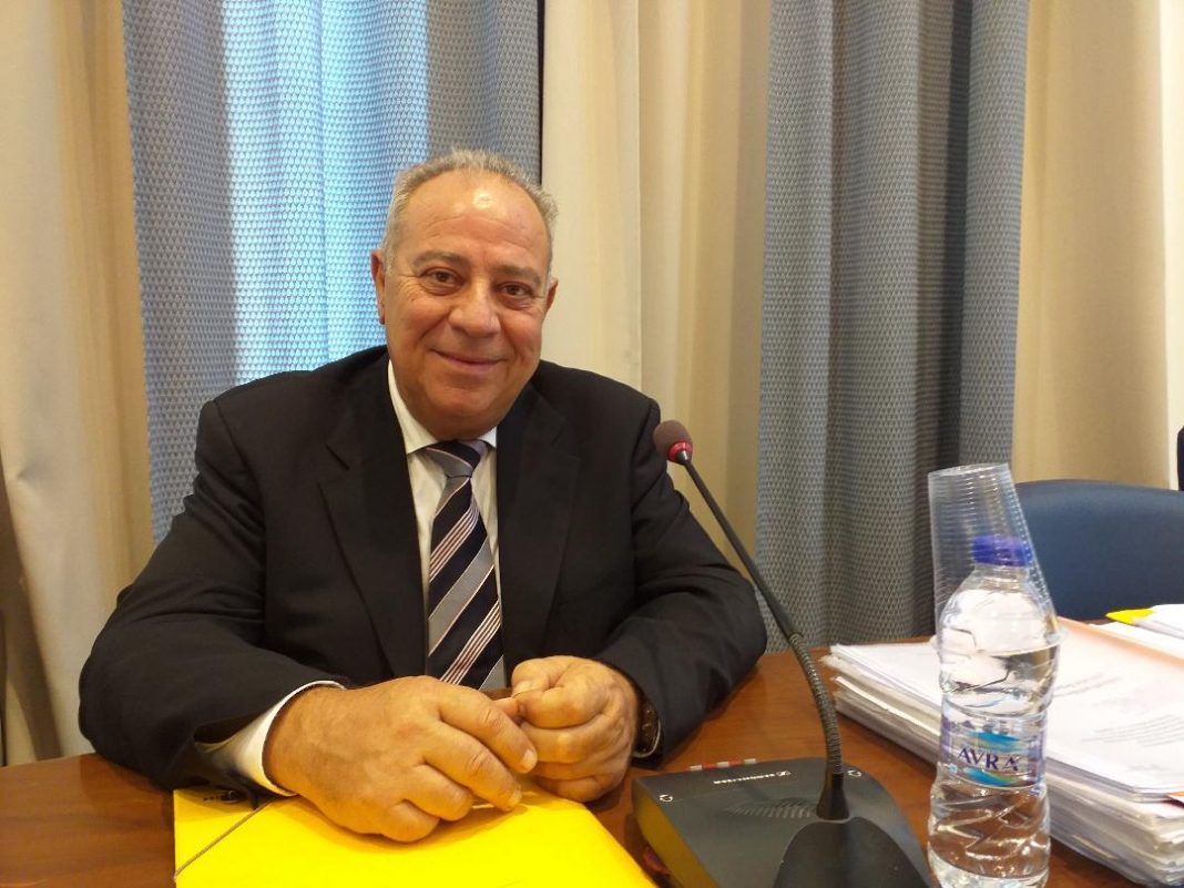 Πρόεδρος δημoτικού συμβουλίου ο Μιχάλης Σοκορέλος – sky: ΕΙΔΗΣΕΙΣ ...