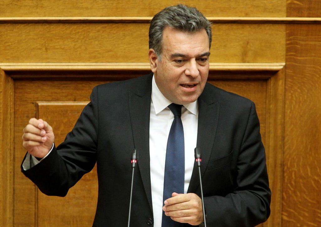 Πρωτοβουλία του Μάνου Κόνσολα για τις αναδρομικές αποδοχές και ...