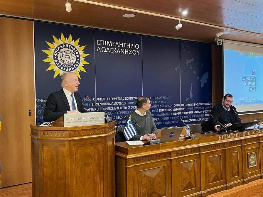 Αντώνης Β. Καμπουράκης: Στον καινούργιο κόσμο που διαμορφώνεται, η ...