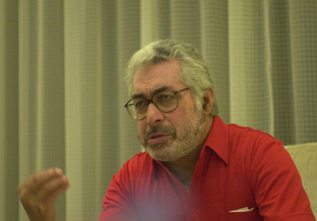 Αντώνης Β. Καμπουράκης: Αποχαιρετούμε με θλίψη και σεβασμό τον πρώην ...