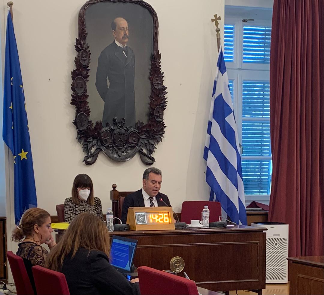 Με πρωτοβουλία του Μάνου Κόνσολα έρχεται προς συζήτηση το δημογραφικό ...