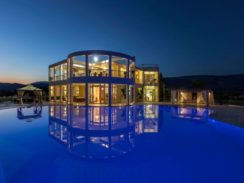 Νεόδμητες κατοικίες και πολυτελή εξοχικά αναζητούν οι ξένοι | Νέα ...